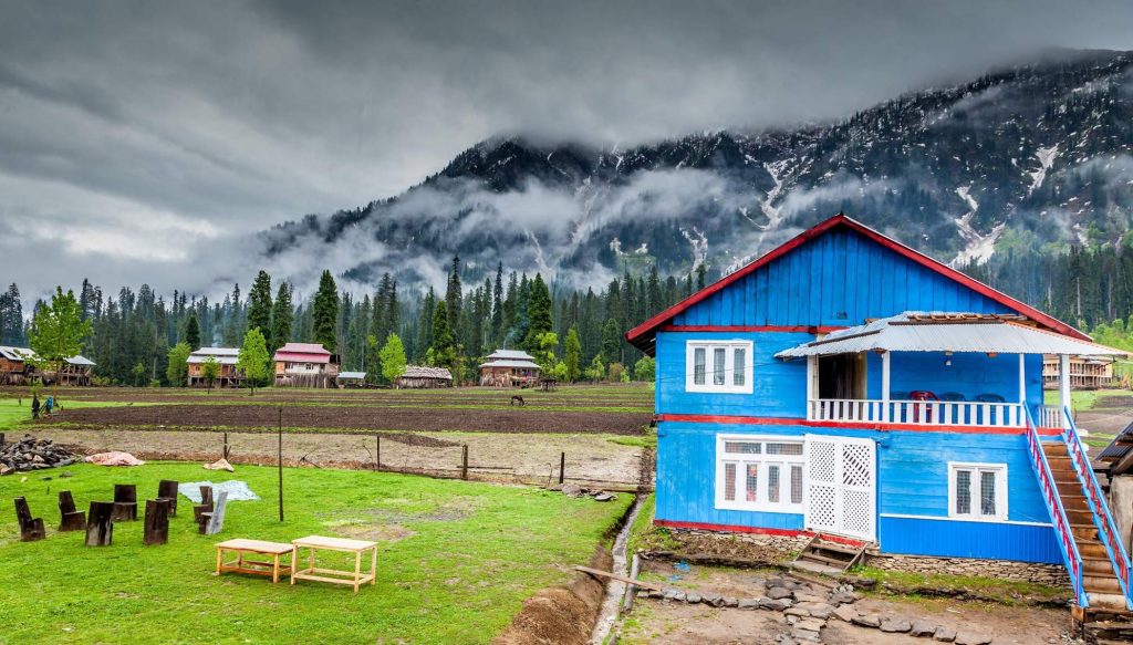 30 Most Beautiful Places in Pakistan - Ghoomlo.pk